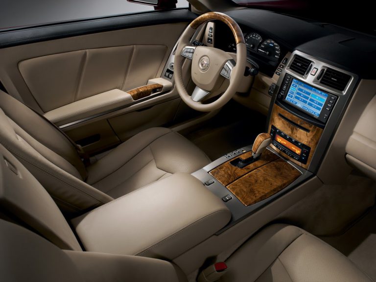 This C8 Corvette-Based XLR Render Has Us Thinking If Cadillac Should ...