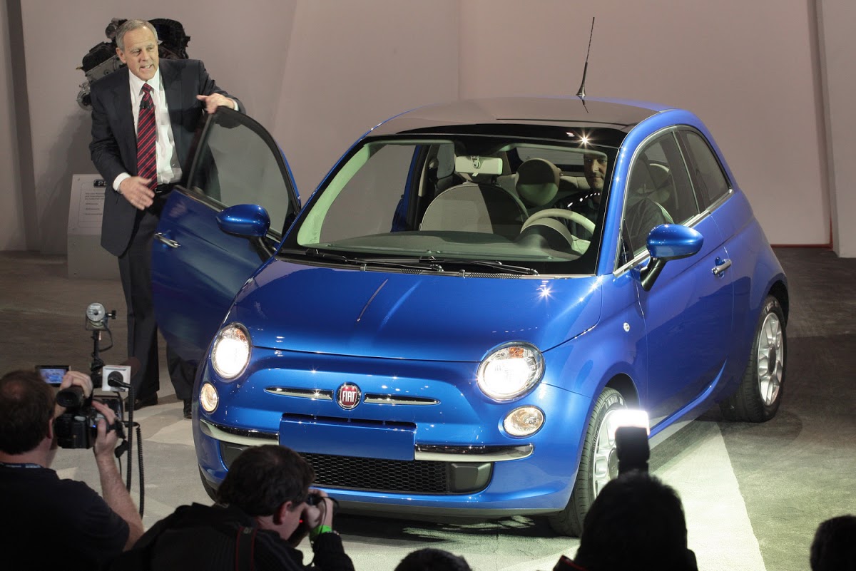 Chrysler LLC Shows off Fiat 500 in New York | Carscoops