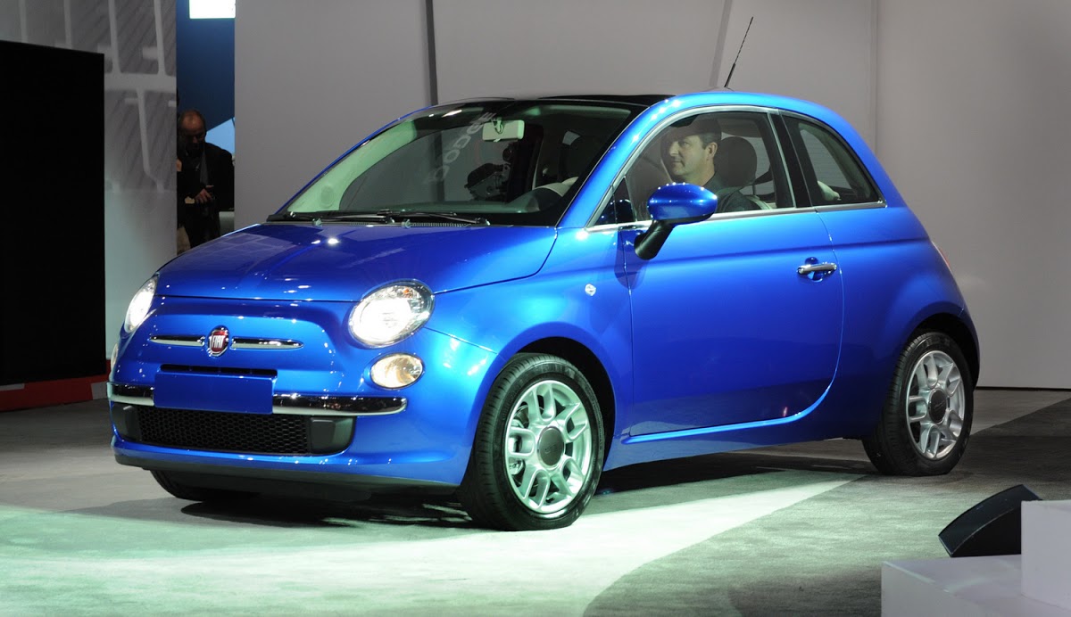 Chrysler LLC Shows off Fiat 500 in New York | Carscoops
