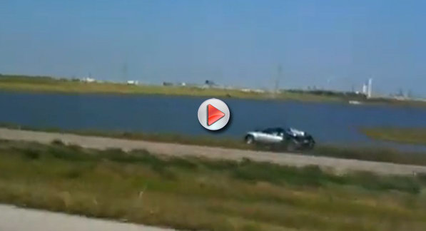 Bugatti Veyron Crash In Lake
