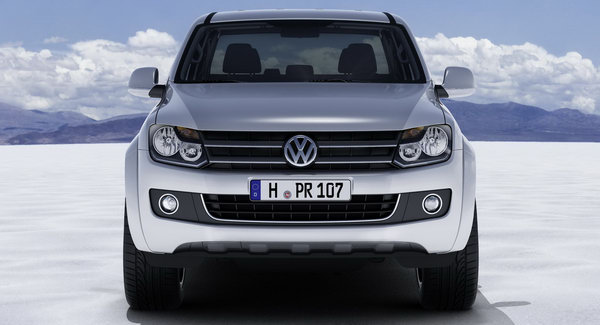 New Volkswagen Amarok Pickup Truck: First Official Photos of Production ...