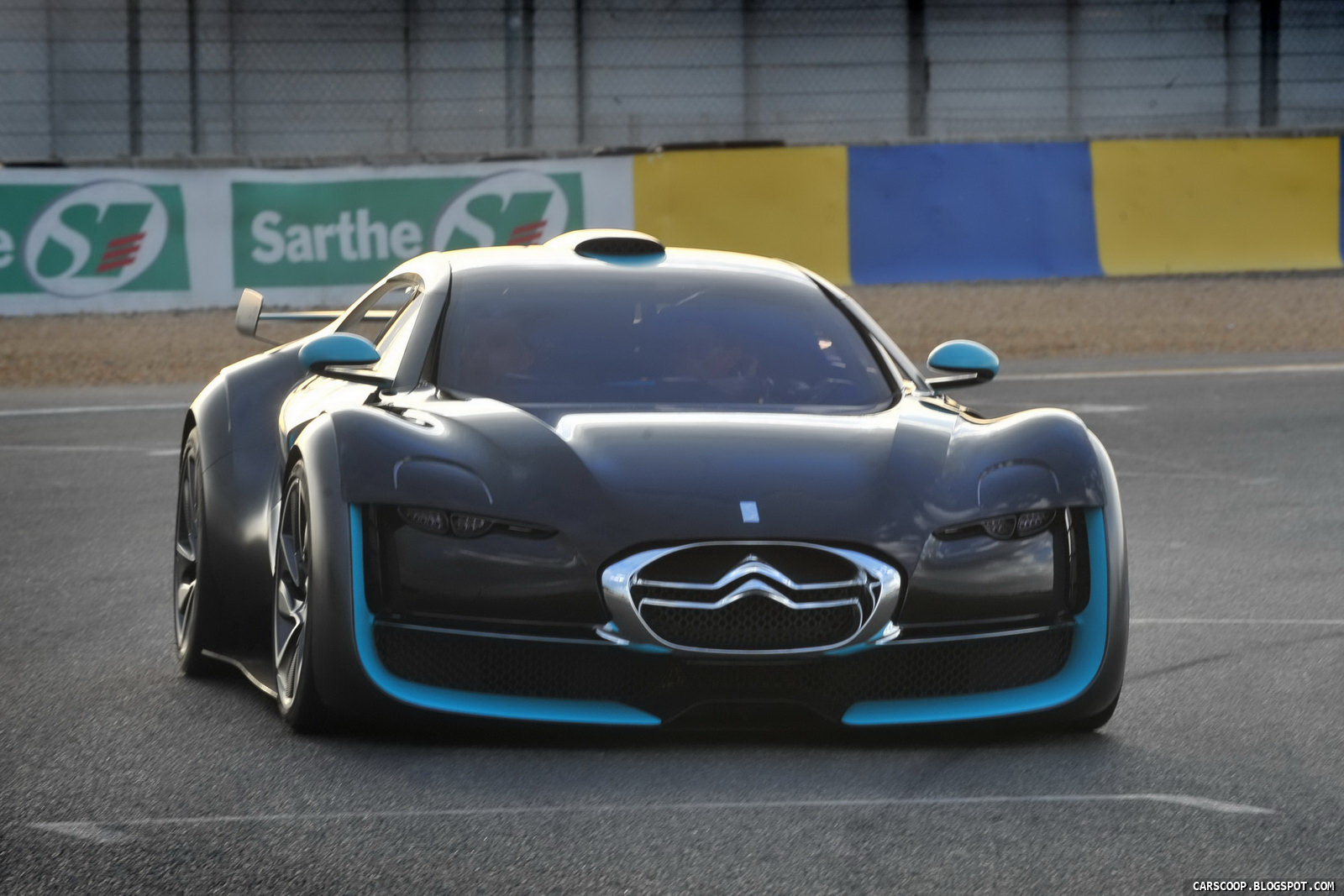 Citroen Concept Survolt