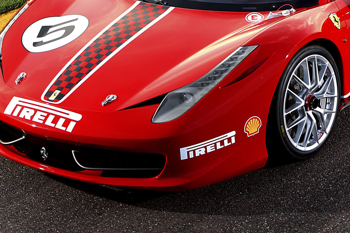 Ferrari Debuts 458 Challenge Track Racer | Carscoops
