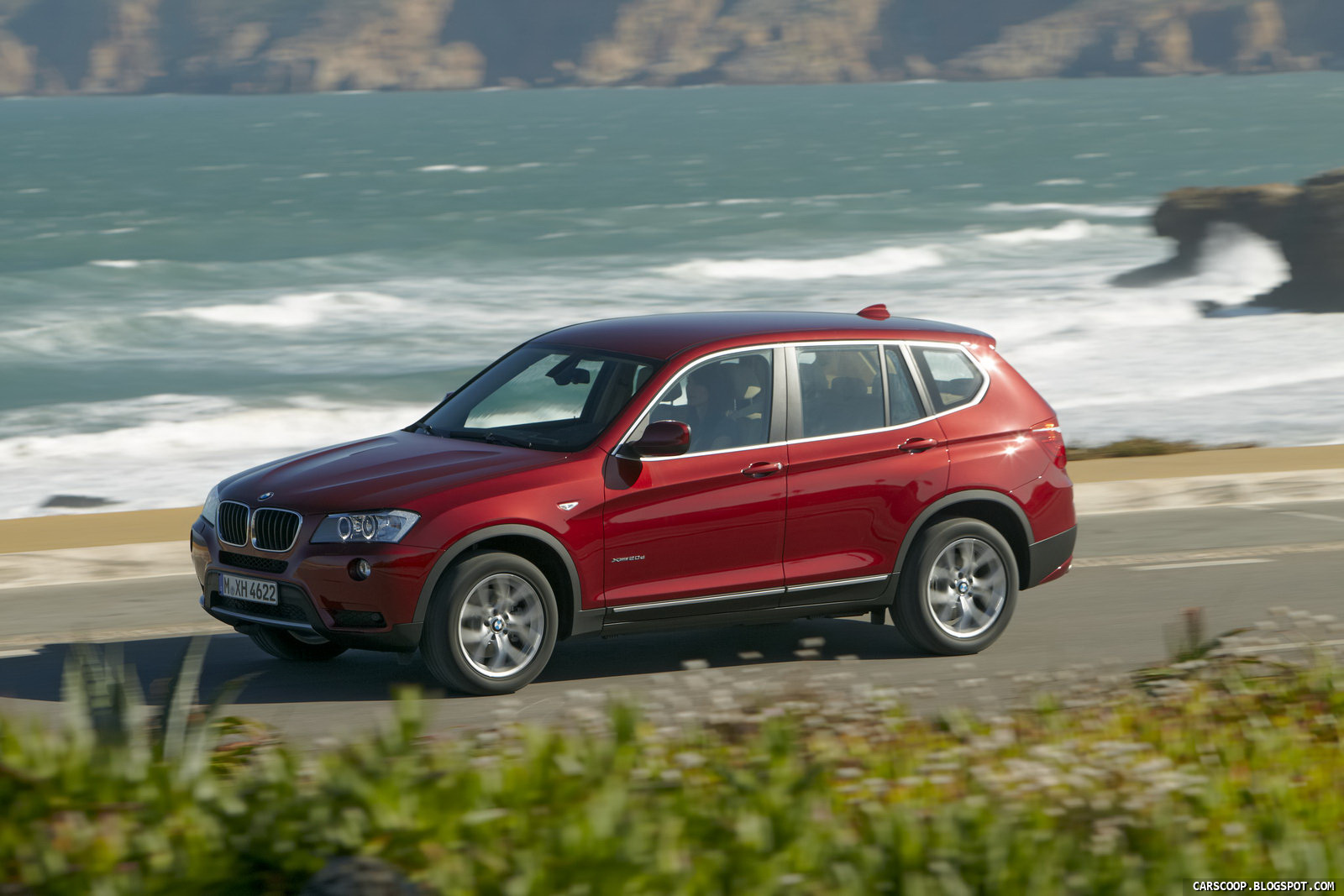 New BMW X3 Officially Revealed: Mega Gallery with Over 200 High Res ...