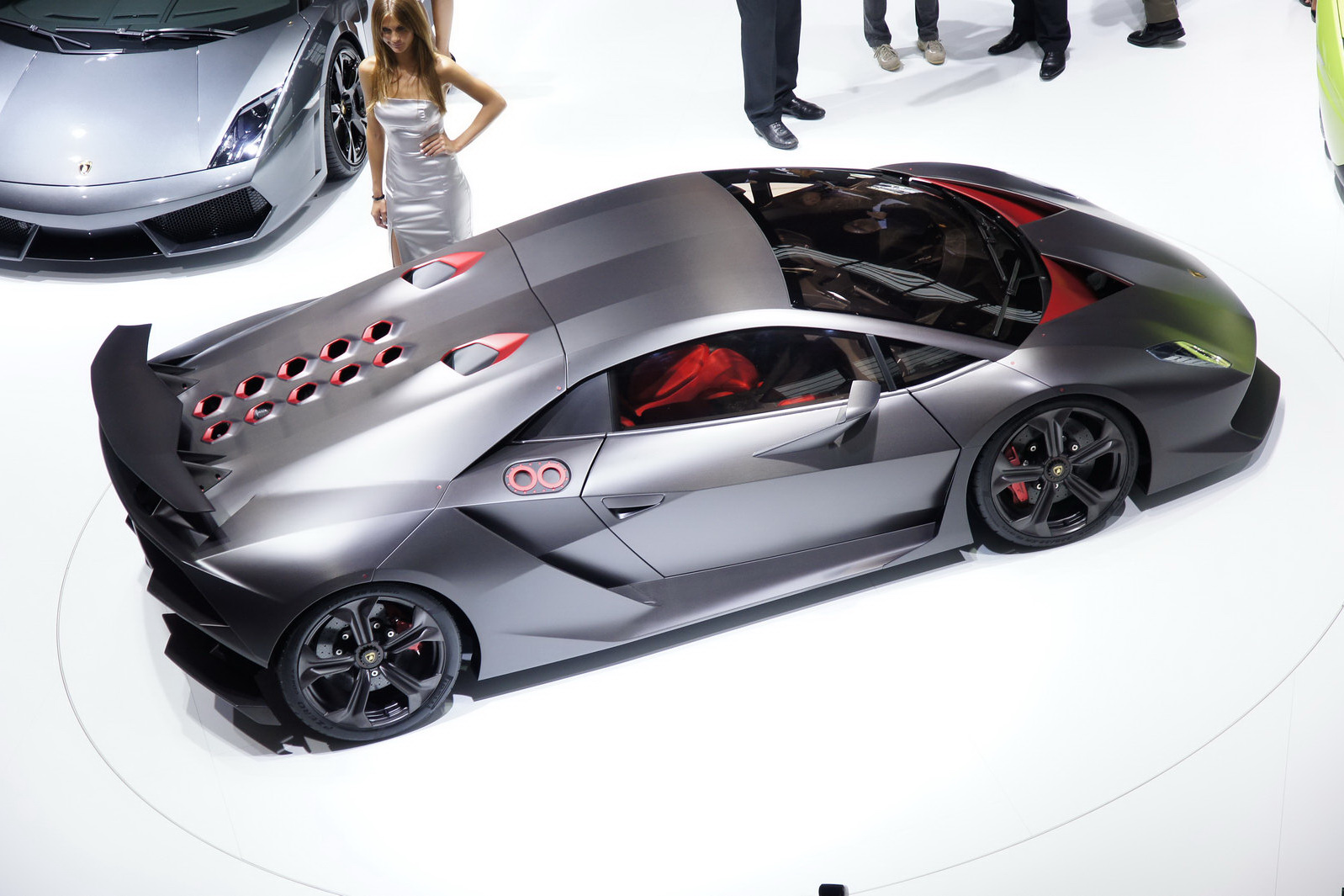 Sesto Elemento Back