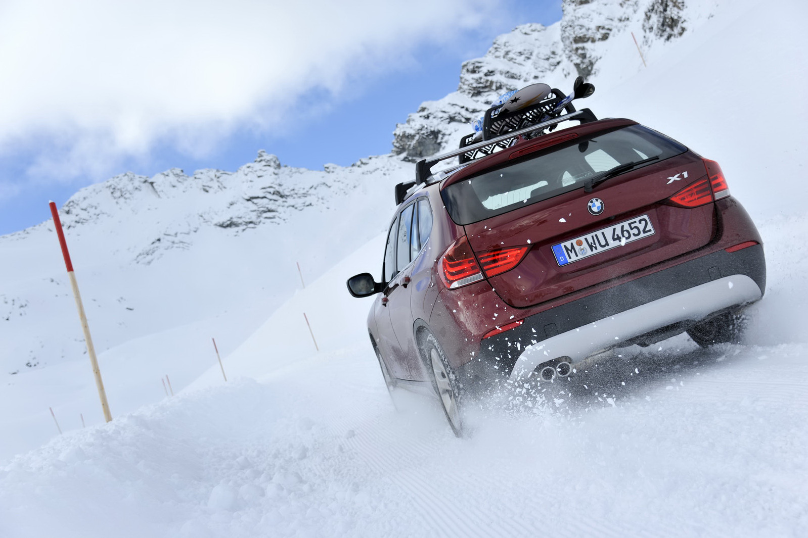 BMW Rolls Out All-New 2.0-liter Turbocharged Four-Cylinder Gasoline ...