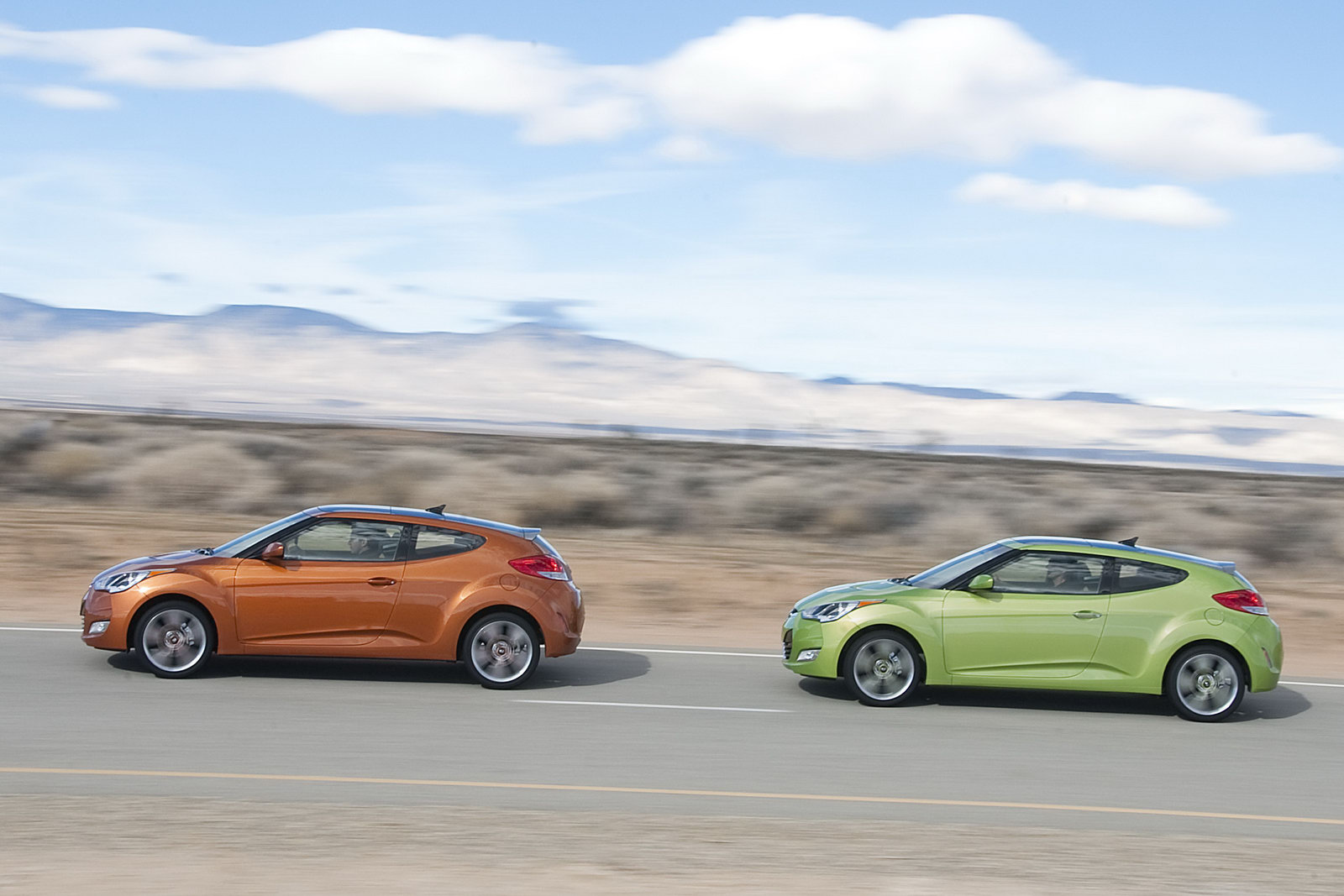 2012 Hyundai Veloster Debuts in Detroit, Eyes Honda CR-Z, Scion tC and ...