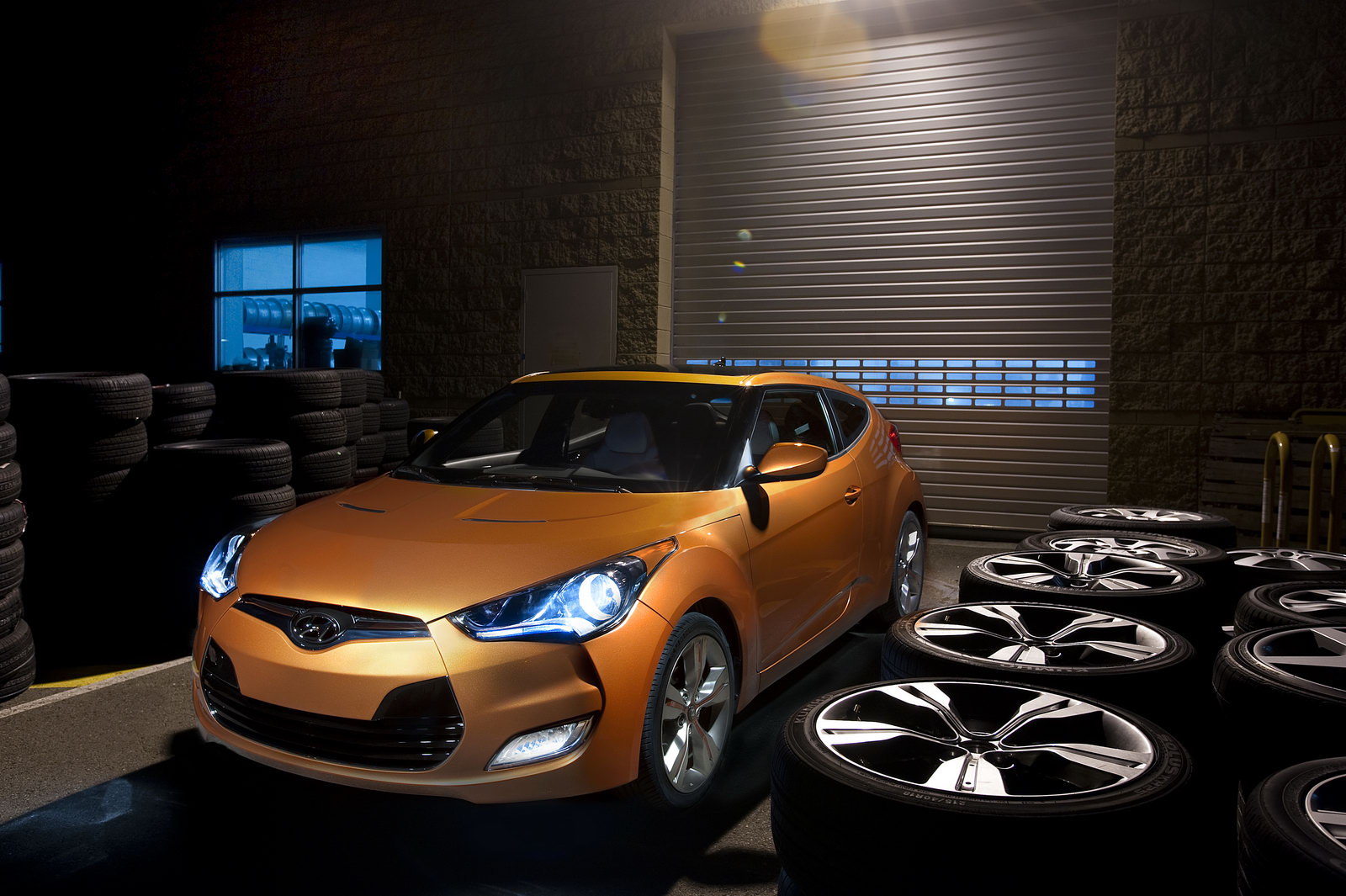 2012 Hyundai Veloster Debuts in Detroit, Eyes Honda CR-Z, Scion tC and ...
