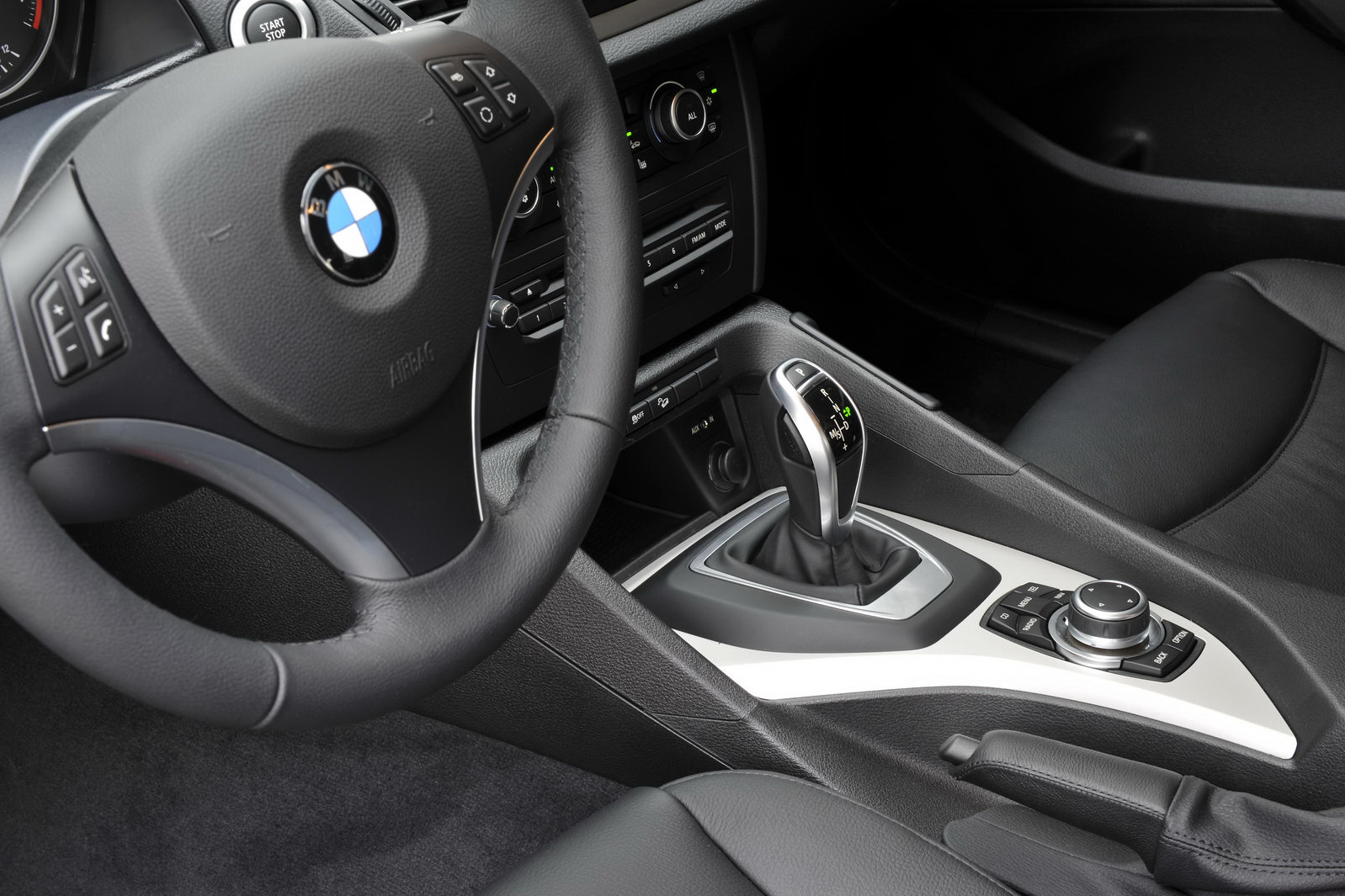 BMW Rolls Out All-New 2.0-liter Turbocharged Four-Cylinder Gasoline ...