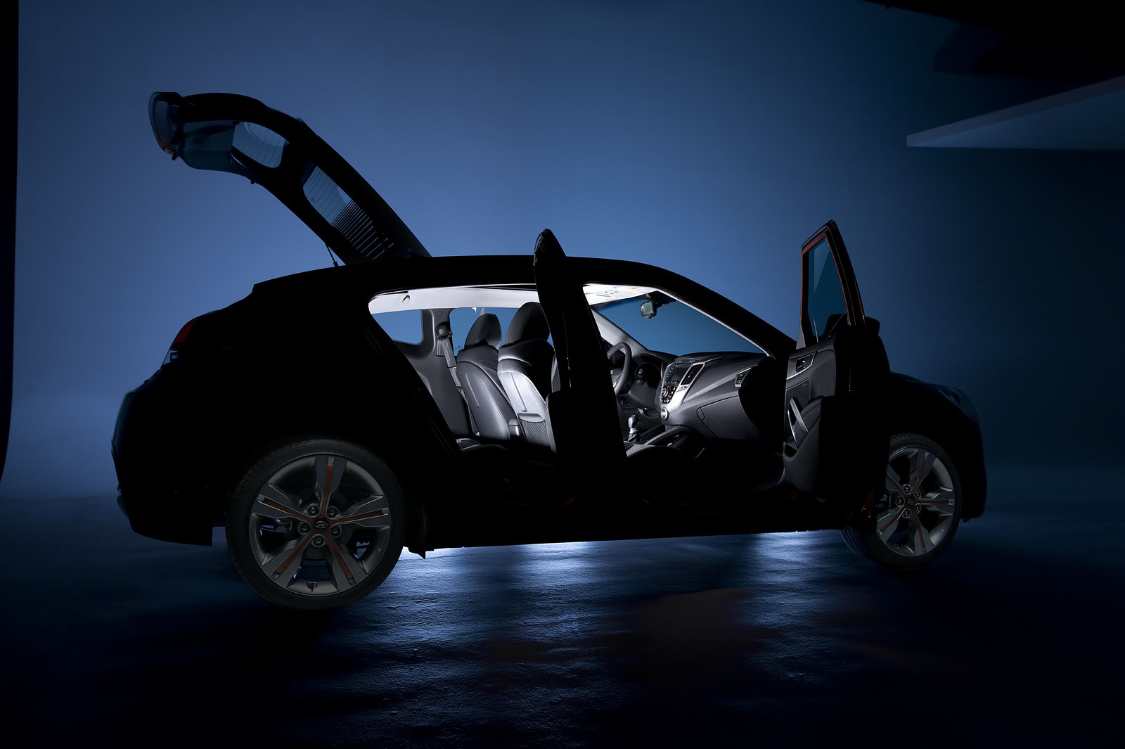 2012 Hyundai Veloster Debuts in Detroit, Eyes Honda CR-Z, Scion tC and ...