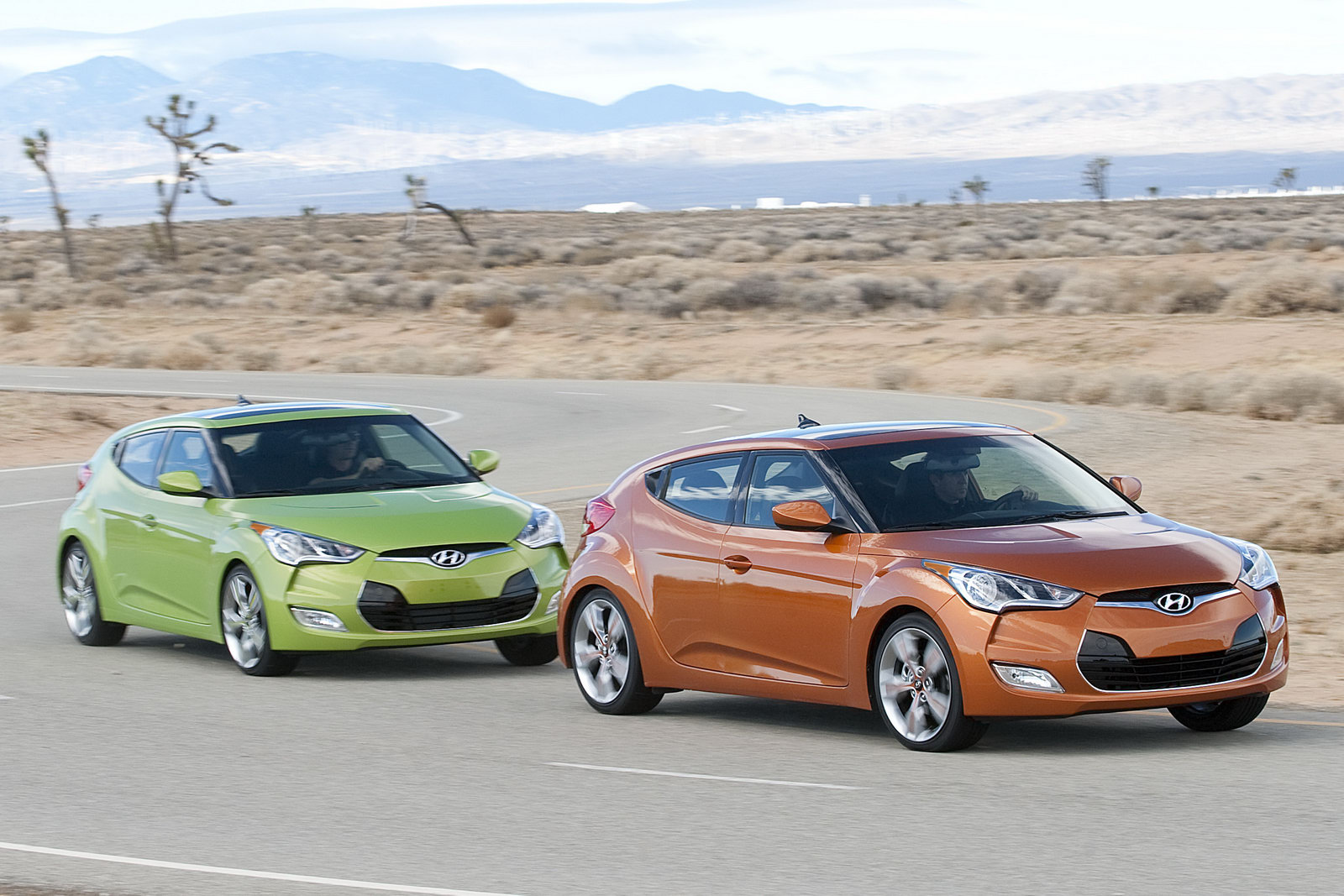 2012 Hyundai Veloster Debuts in Detroit, Eyes Honda CR-Z, Scion tC and ...