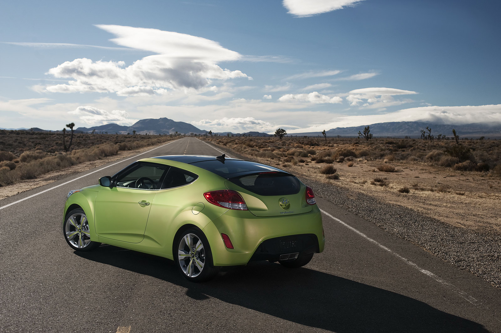 2012 Hyundai Veloster Debuts in Detroit, Eyes Honda CR-Z, Scion tC and ...