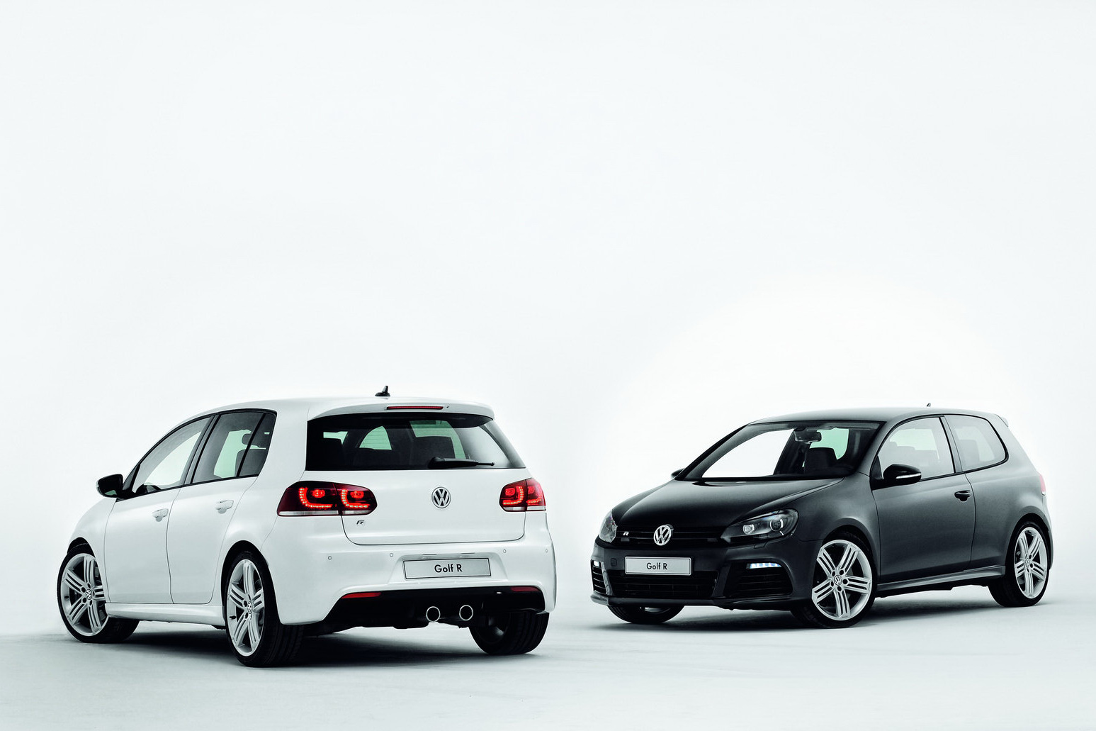 Geneva 2011: Volkswagen R Exclusive-izes the Golf R (four times ...