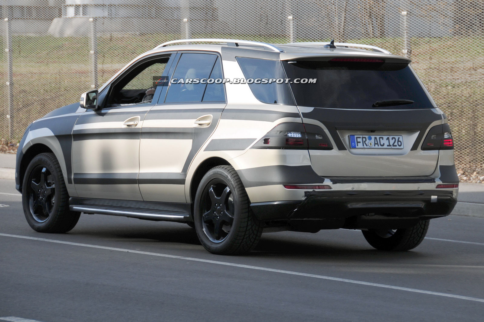 SCOOP: 2012 Mercedes-Benz ML Drops More Camo, Reveals Interior | Carscoops