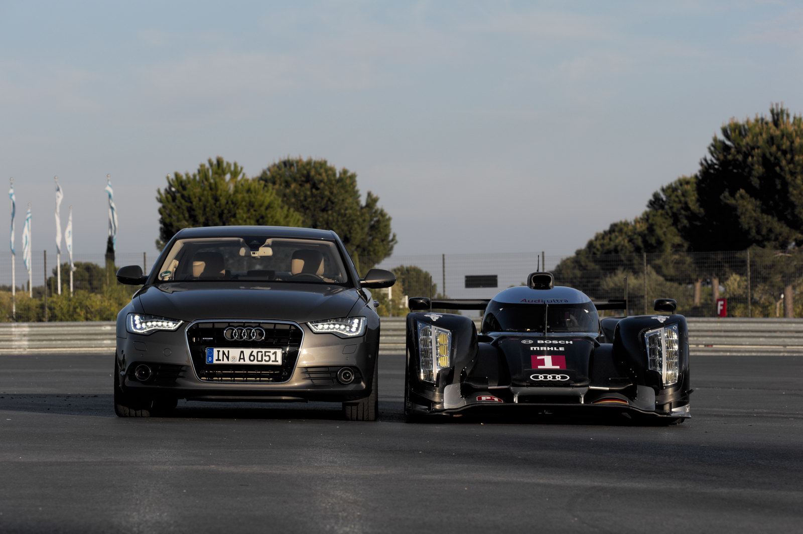 New Audi R18 TDI Le Mans Competitor with smaller 3.7-liter V6 Diesel to ...