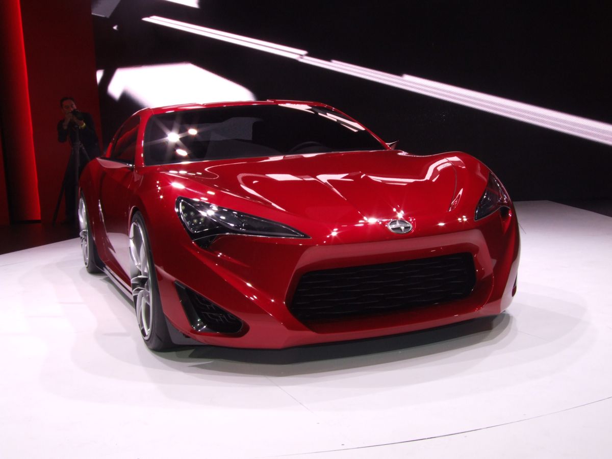 VIDEO: Scion Walks us Around the New FR-S Sports Coupe Concept | Carscoops