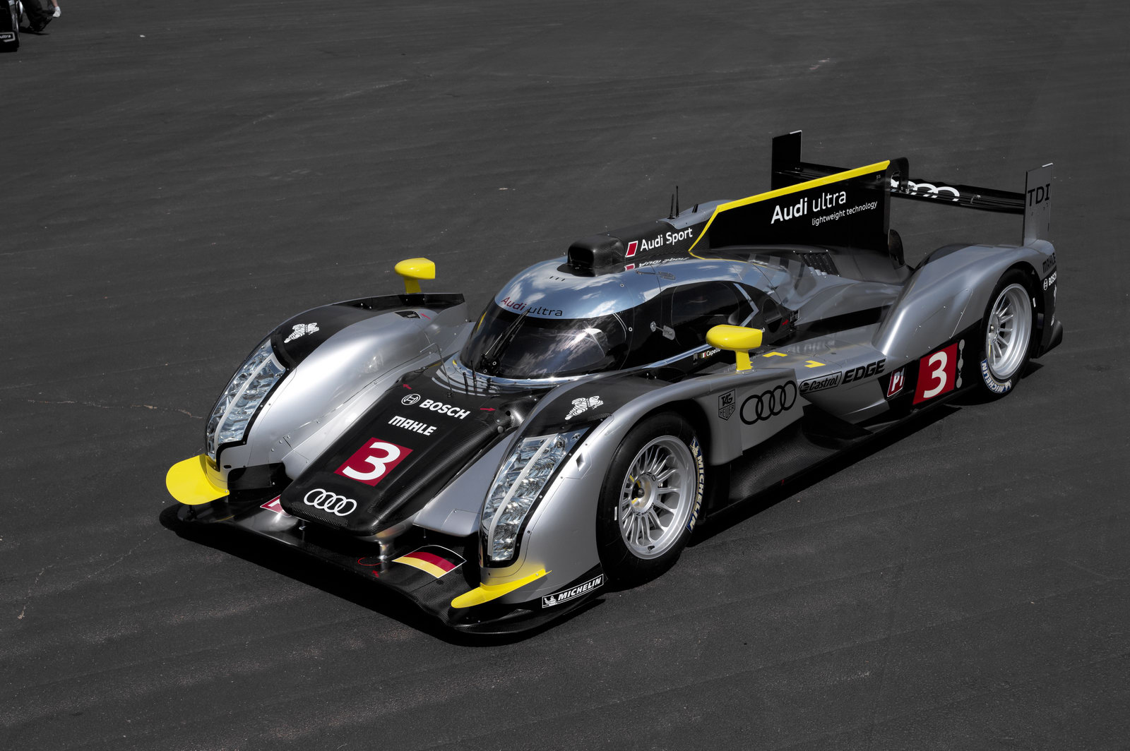 New Audi R18 TDI Le Mans Competitor with smaller 3.7-liter V6 Diesel to ...