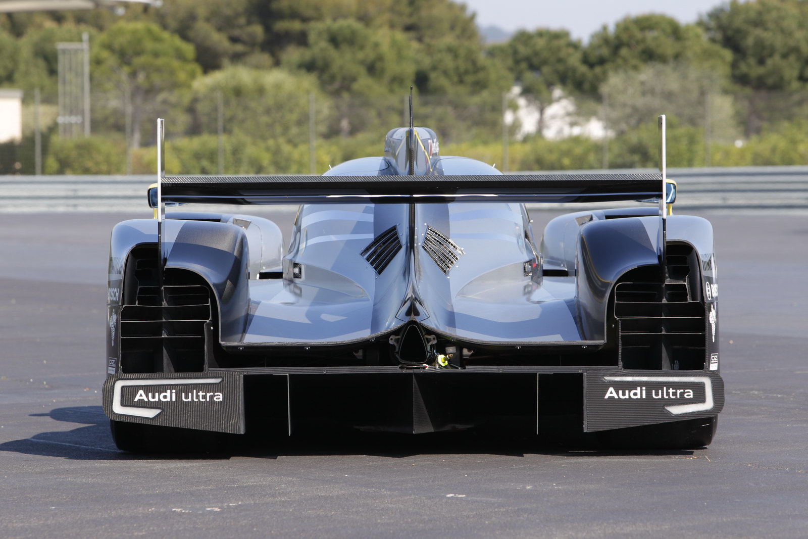 New Audi R18 TDI Le Mans Competitor with smaller 3.7-liter V6 Diesel to ...