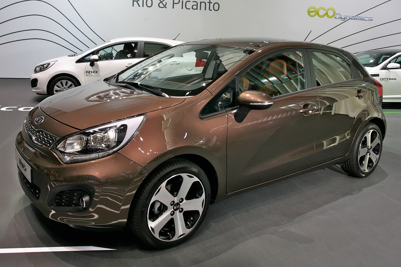Kia Confirms 2012 Rio Sedan and Hatch, and 2012 Soul Facelift for New ...