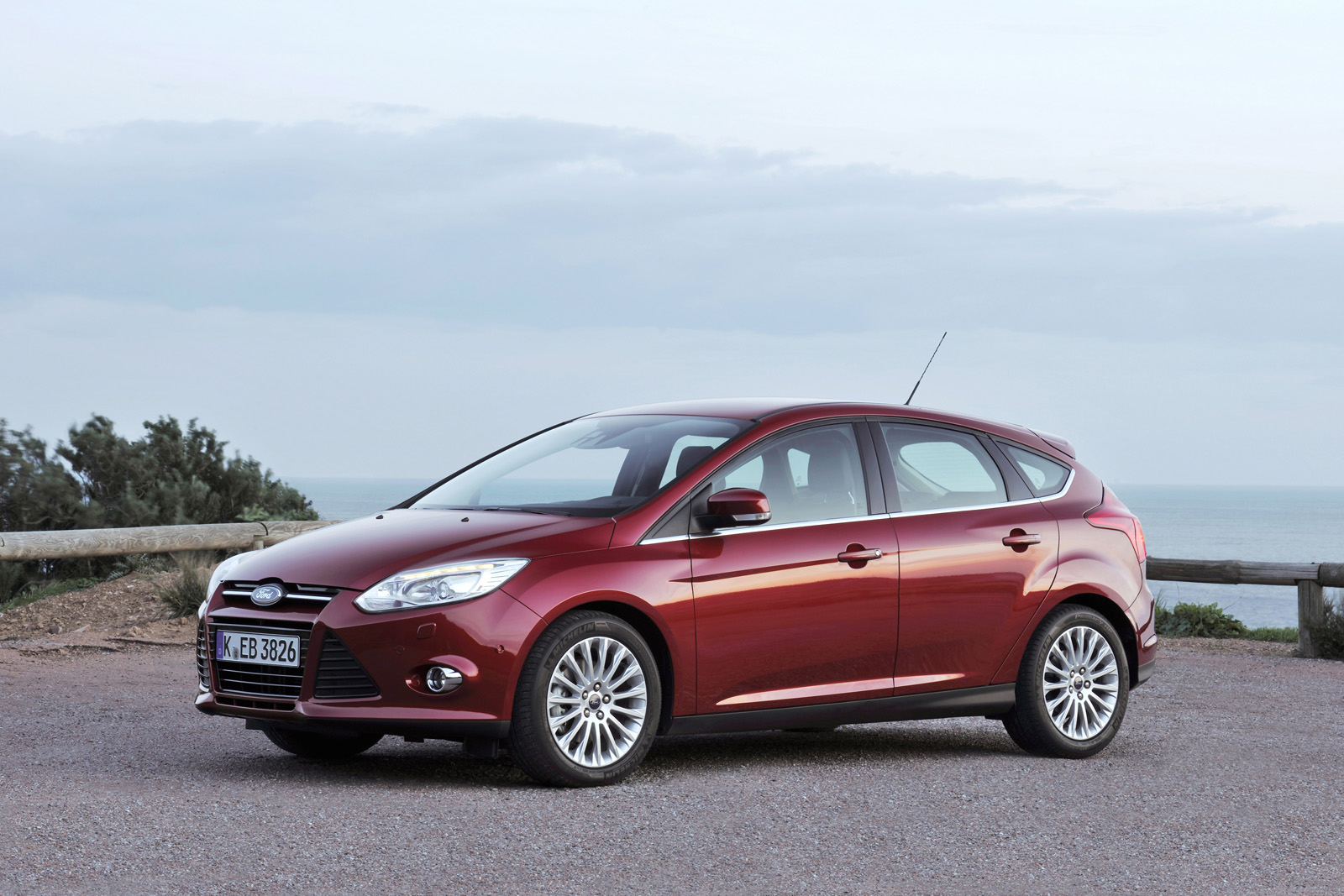 Euro-spec Ford Focus to Bring Internet Access to the Masses in 2012 ...