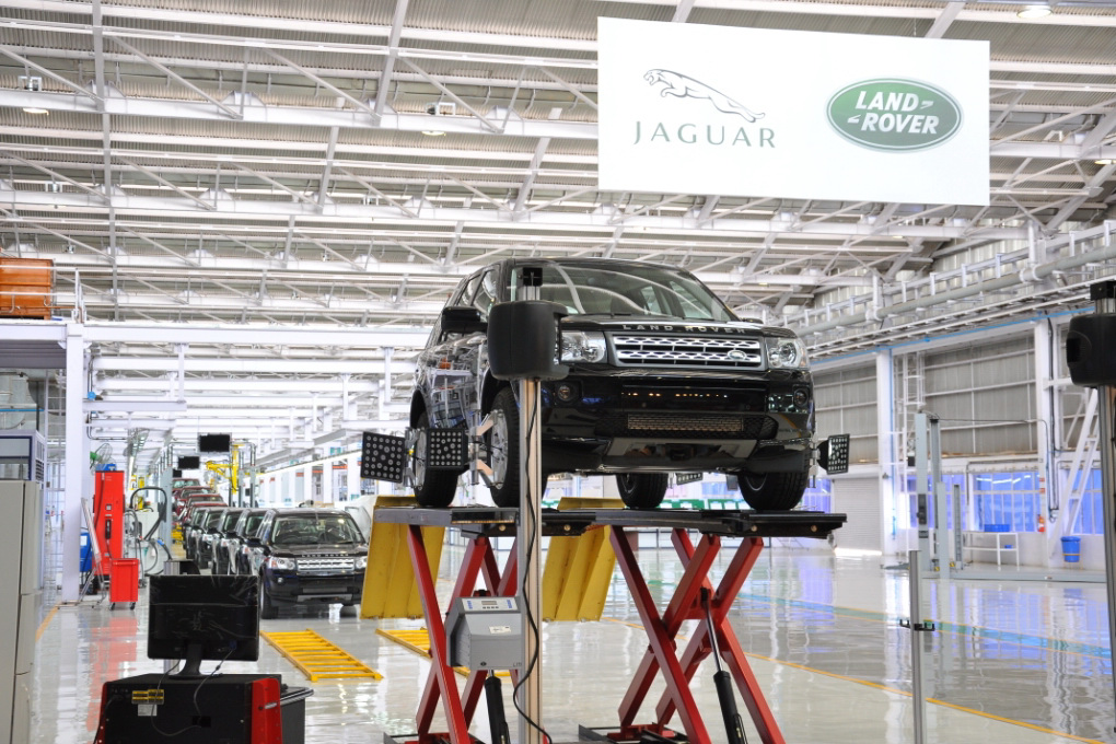 Jaguar-Land Rover Opens Assembly Plant in India, Rolls Out its First ...