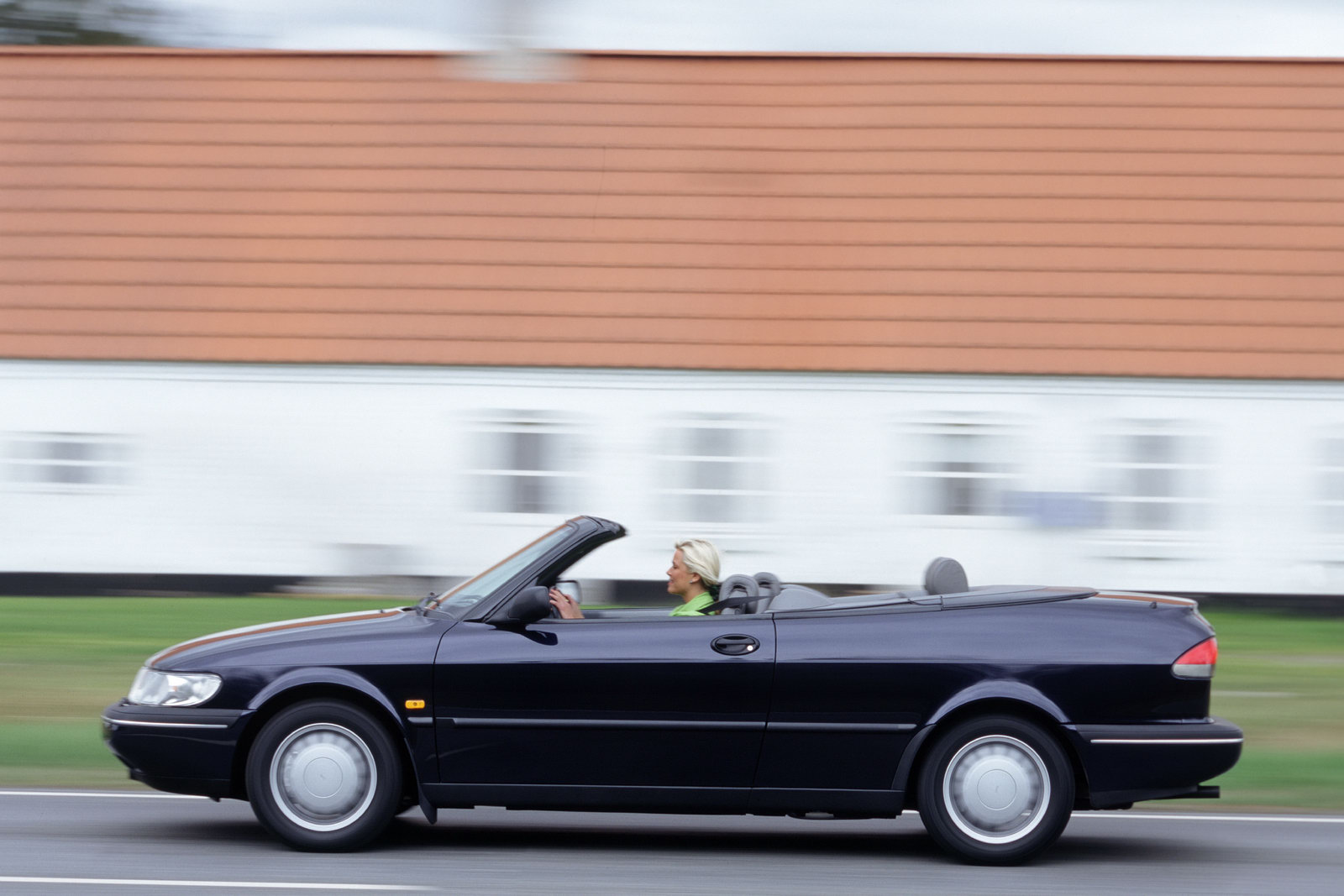 Saab’s 900 / 9-3 Convertible Turns 25 this Year | Carscoops
