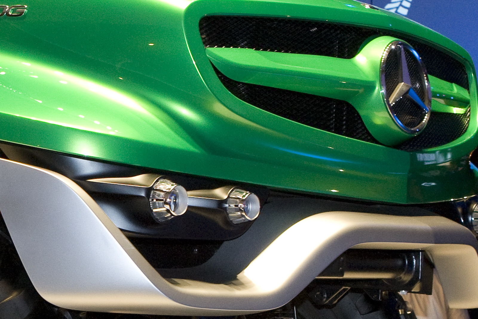 Mercedes Celebrates Unimog’s 60th Birthday with Impressive Design Study ...