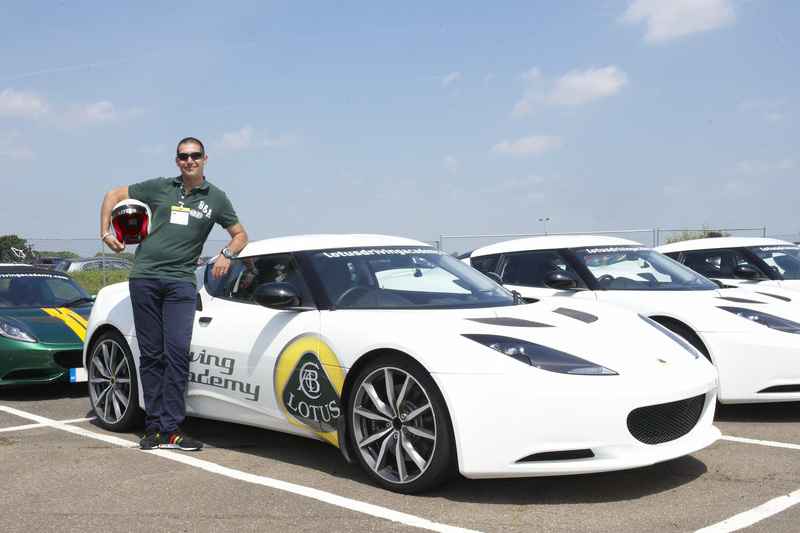Lotus Evora S Patrol Cars to Assist Italian Police Force | Carscoops