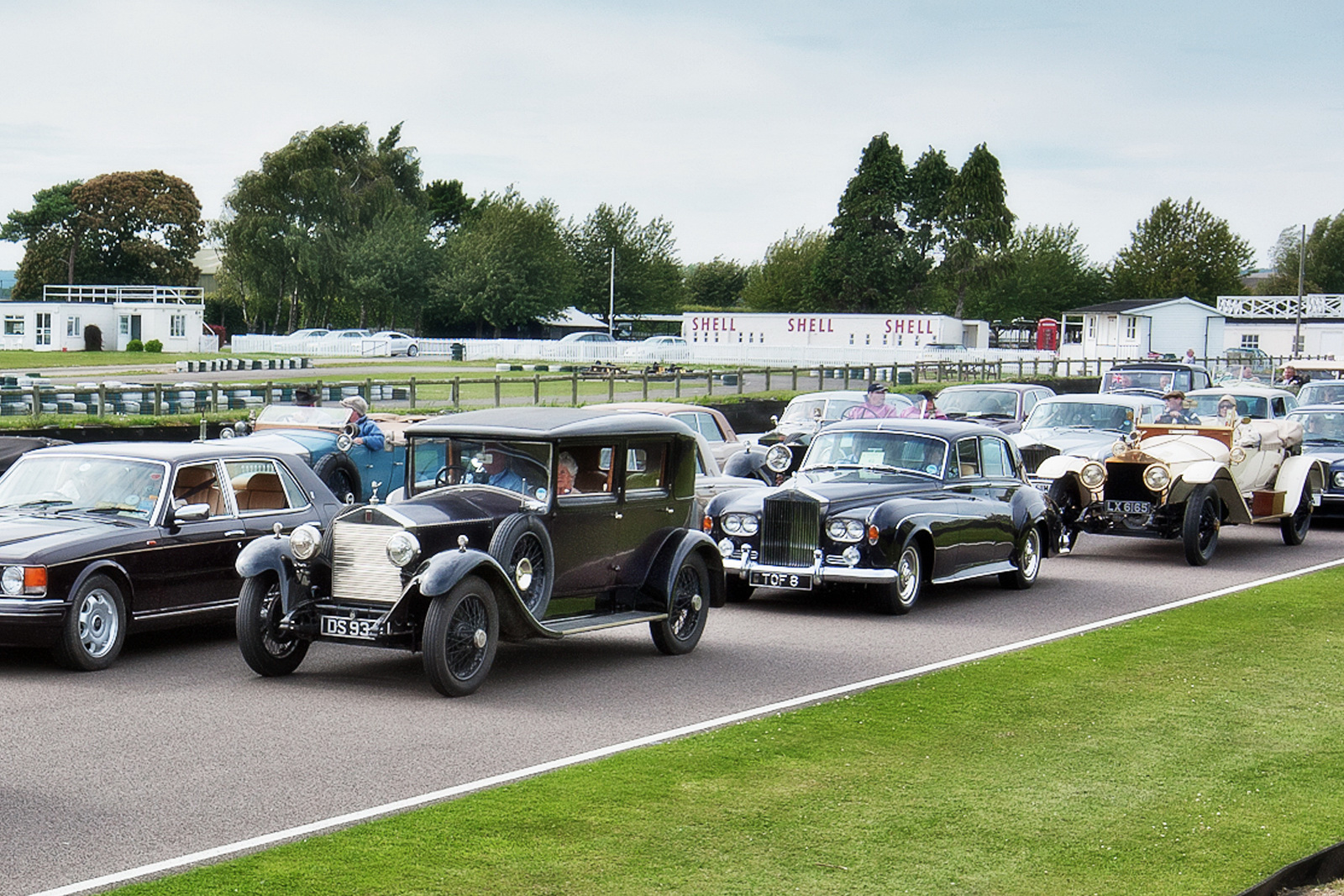 Rolls Royce Celebrates 100th Anniversary of the Spirit of Ecstasy with ...