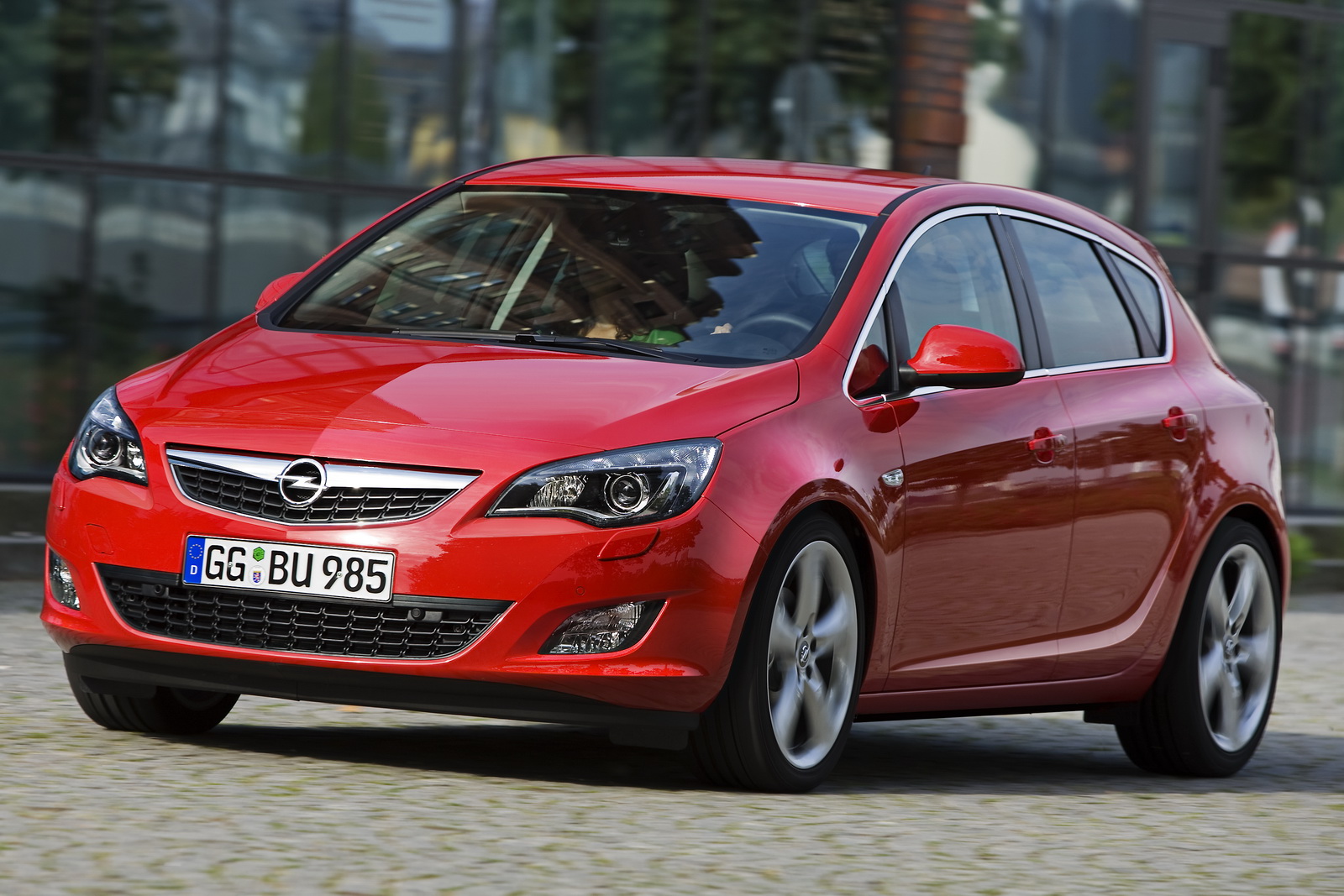Opel and Chevrolet too close for Comfort? GM Thinks So | Carscoops