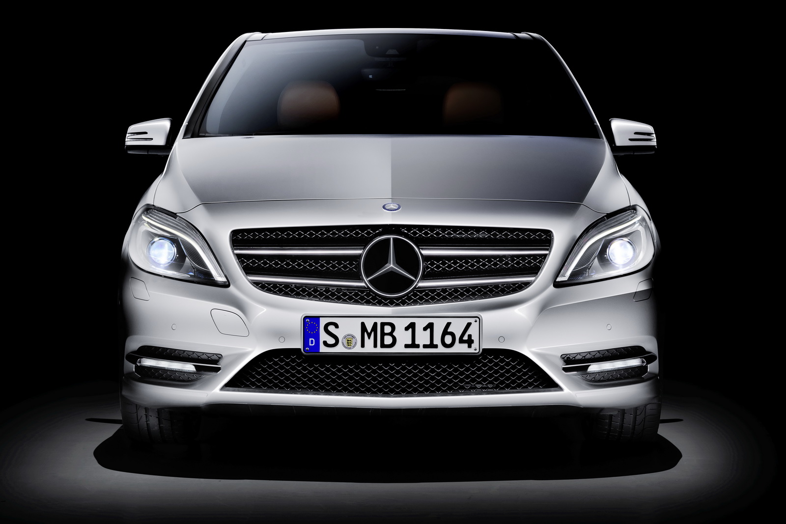 IAA 2011: New Mercedes-Benz B-Class Keeps Old Model's Pricing | Carscoops