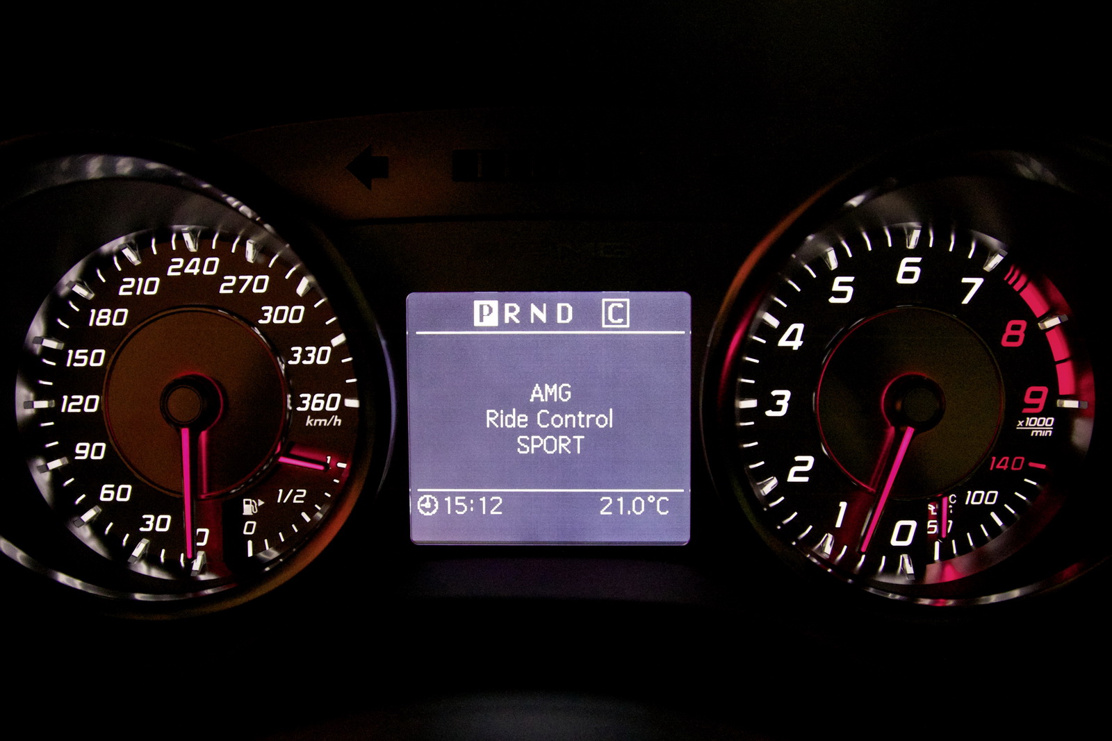 Mercedes SLS AMG gets optional Electronically Adjustable Suspension and ...