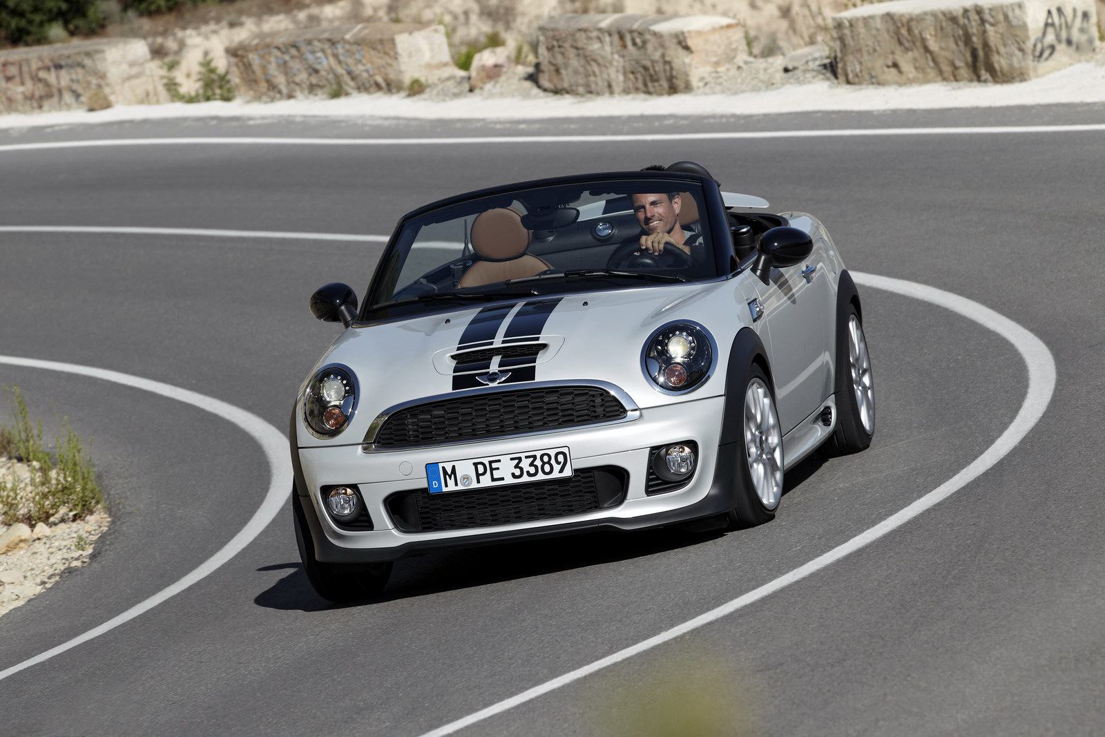 All-New MINI Roadster Makes its Official Debut, wants to Challenge the ...