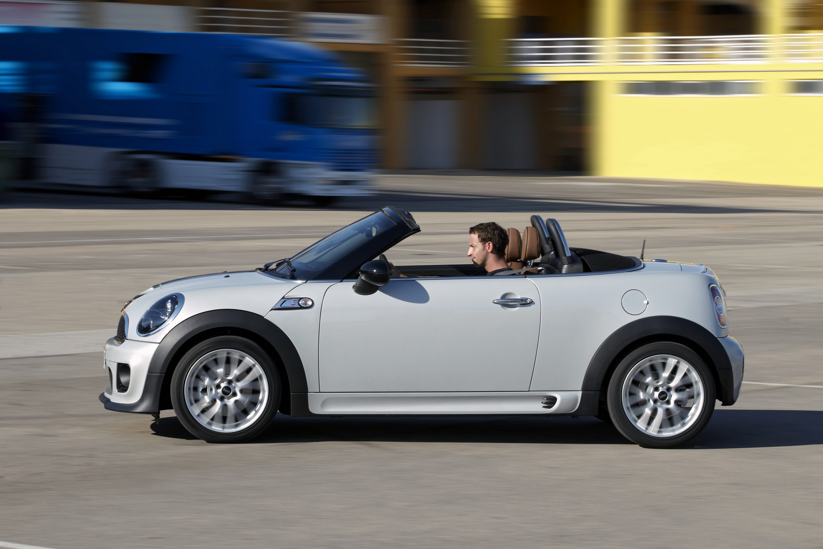 All-New MINI Roadster Makes its Official Debut, wants to Challenge the ...