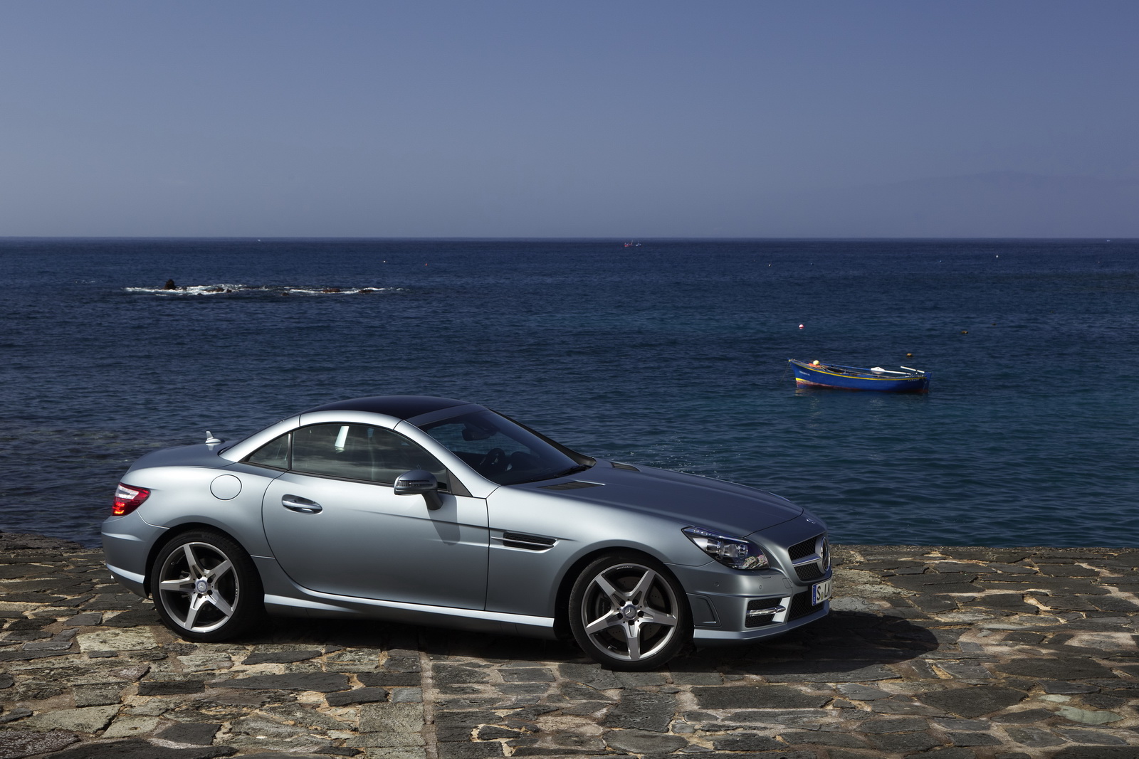 Mercedes-Benz Drops New Photo Gallery of the Latest SLK | Carscoops