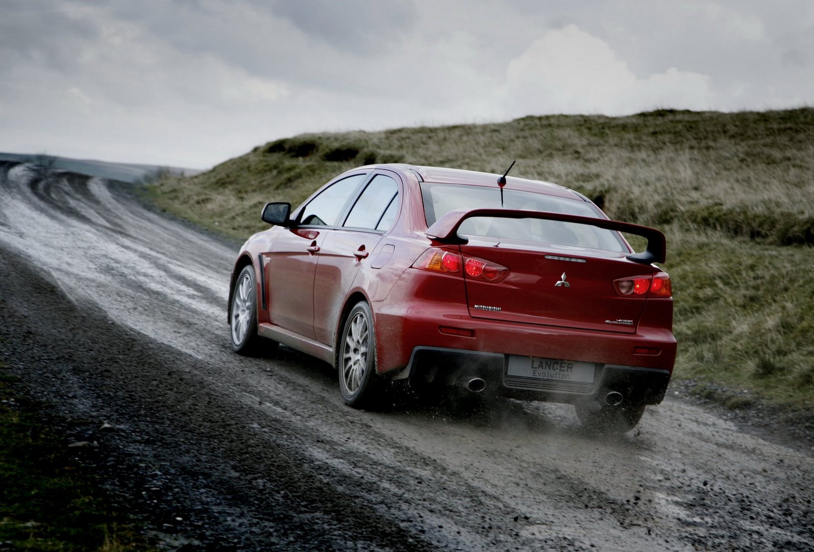 Mitsubishi President Confirms Next Lancer Evo with Hybrid Powertrain ...