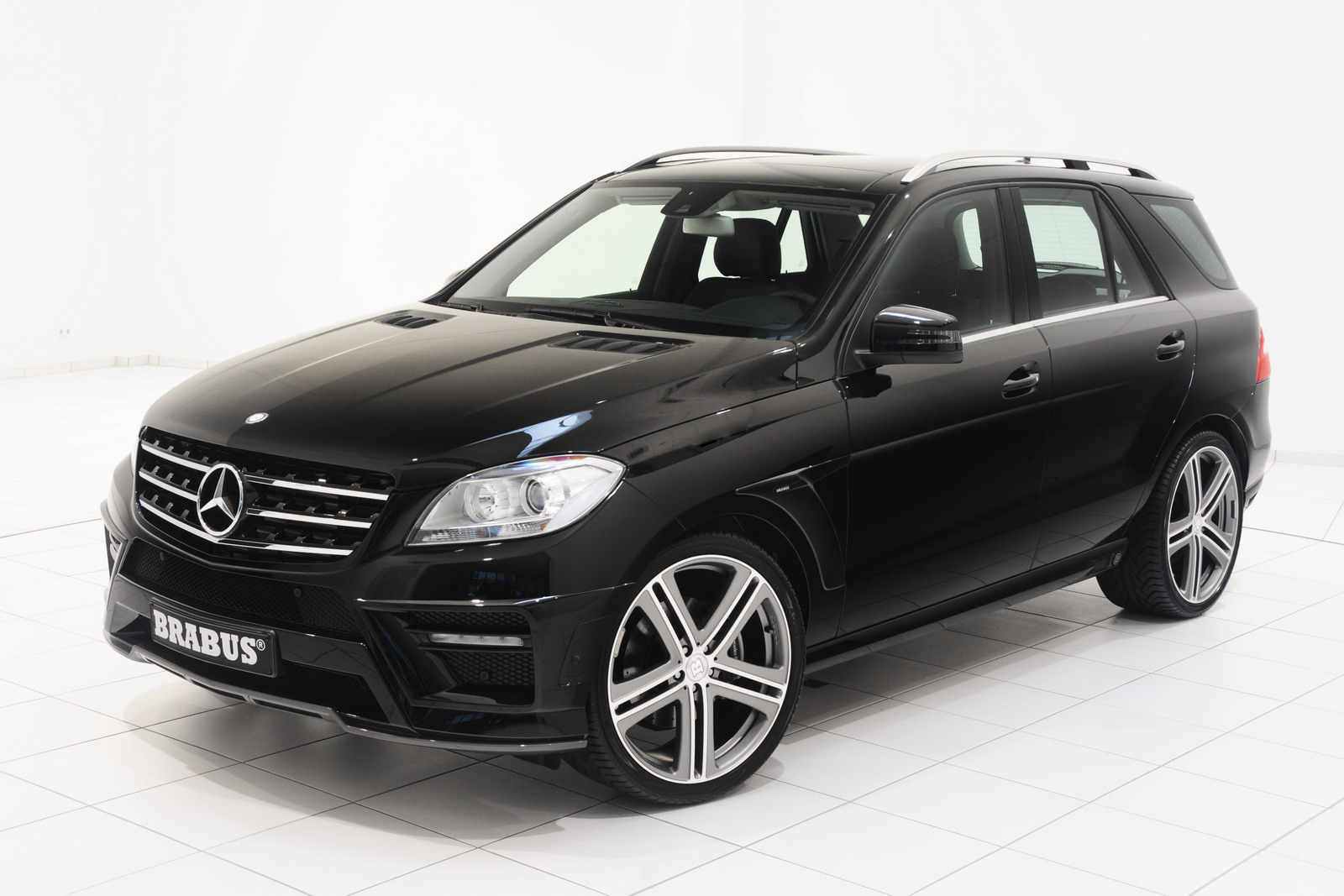 Brabus Celebrates 2012 Mercedes-Benz M-Class Tune at Essen Motor Show ...