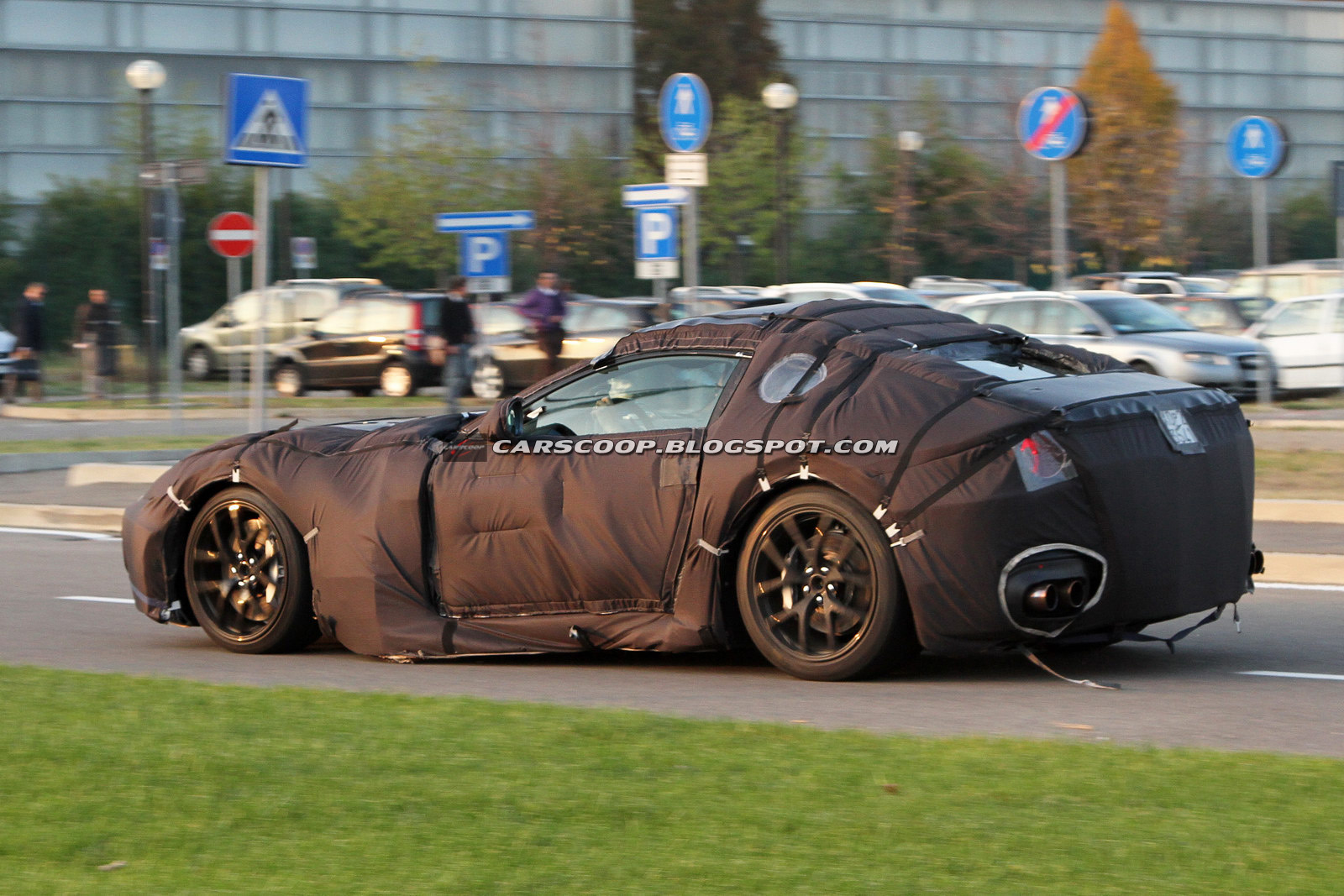 SCOOP: New Ferrari F152 Supercar Getting Ready Take on Lamborghini ...