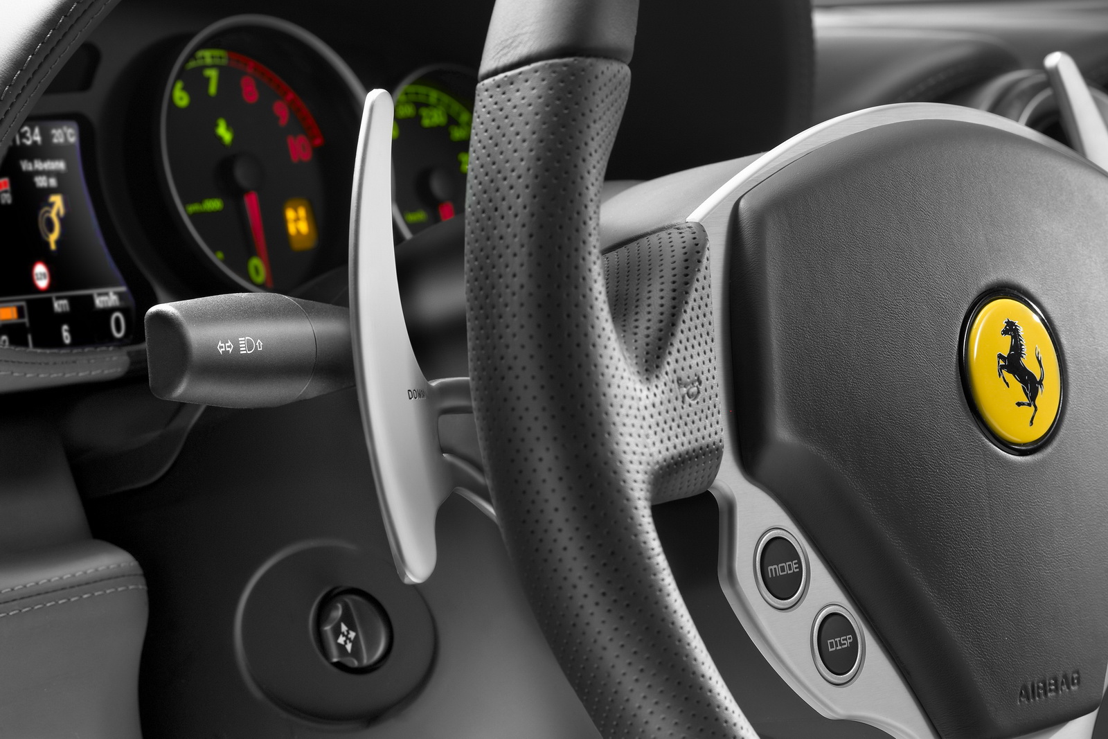 Report: Manual-Gearbox Supercars are Going the Way of the Dodo | Carscoops