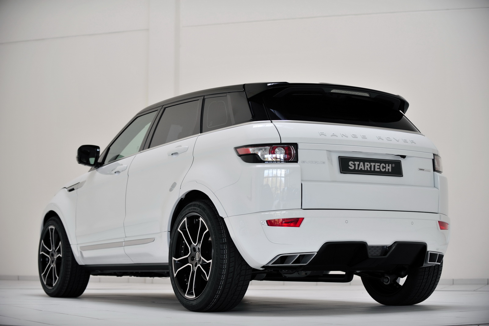 Startech-Tuned Range Rover Evoque to Debut at Dubai Motor Show | Carscoops
