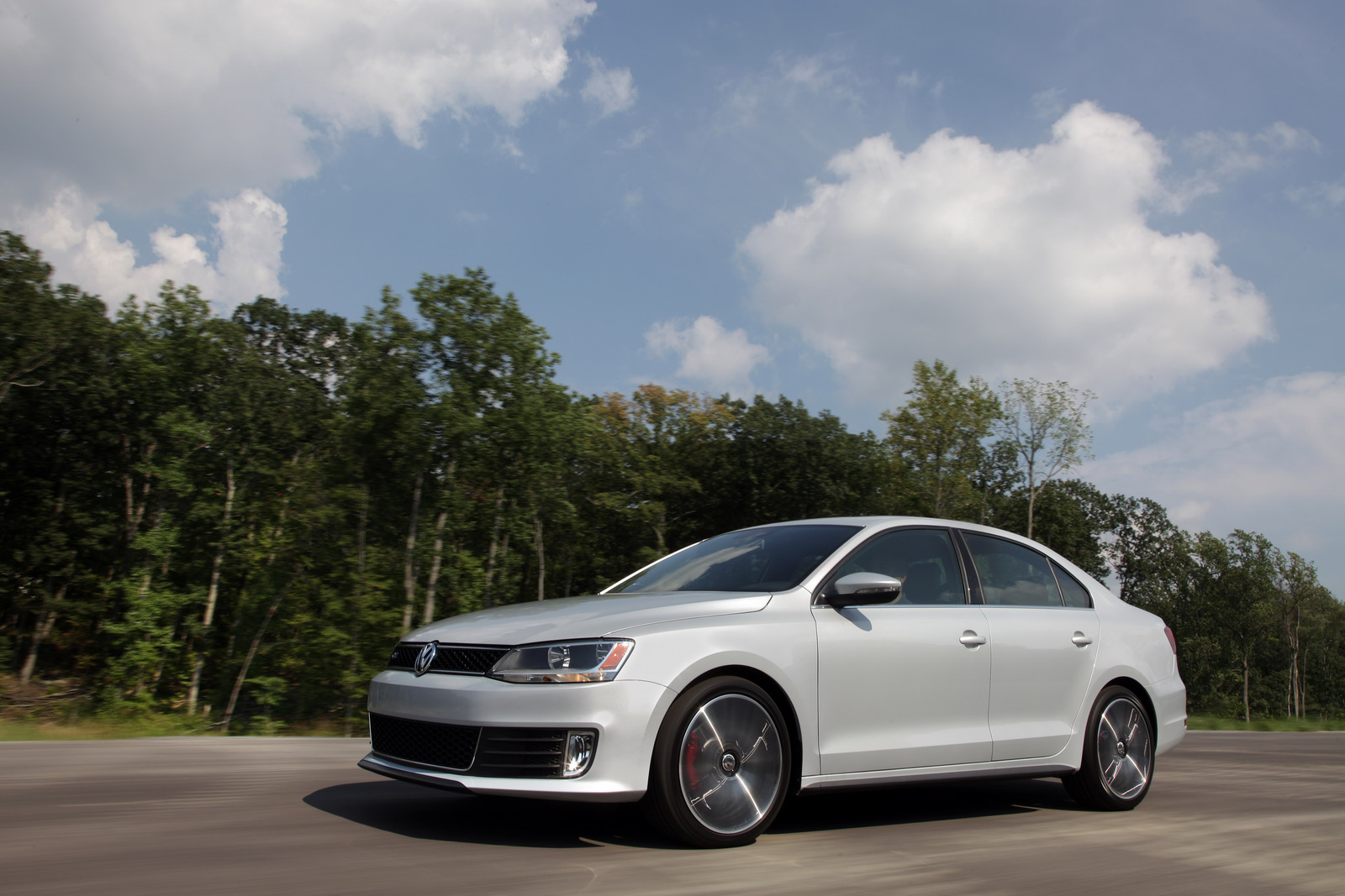 New Volkswagen Electric Car Concept and Jetta Hybrid Headed to Detroit ...