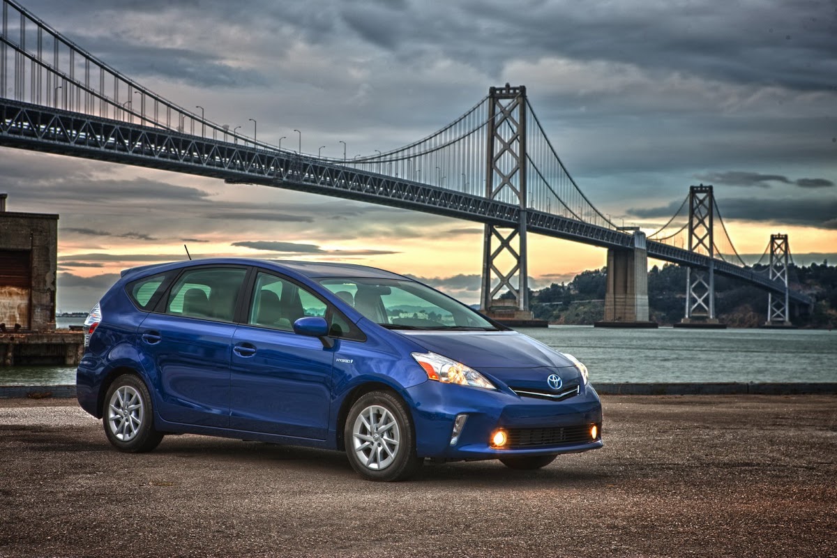 New Toyota Prius V Minivan Sales Off to a Good Start in the States ...