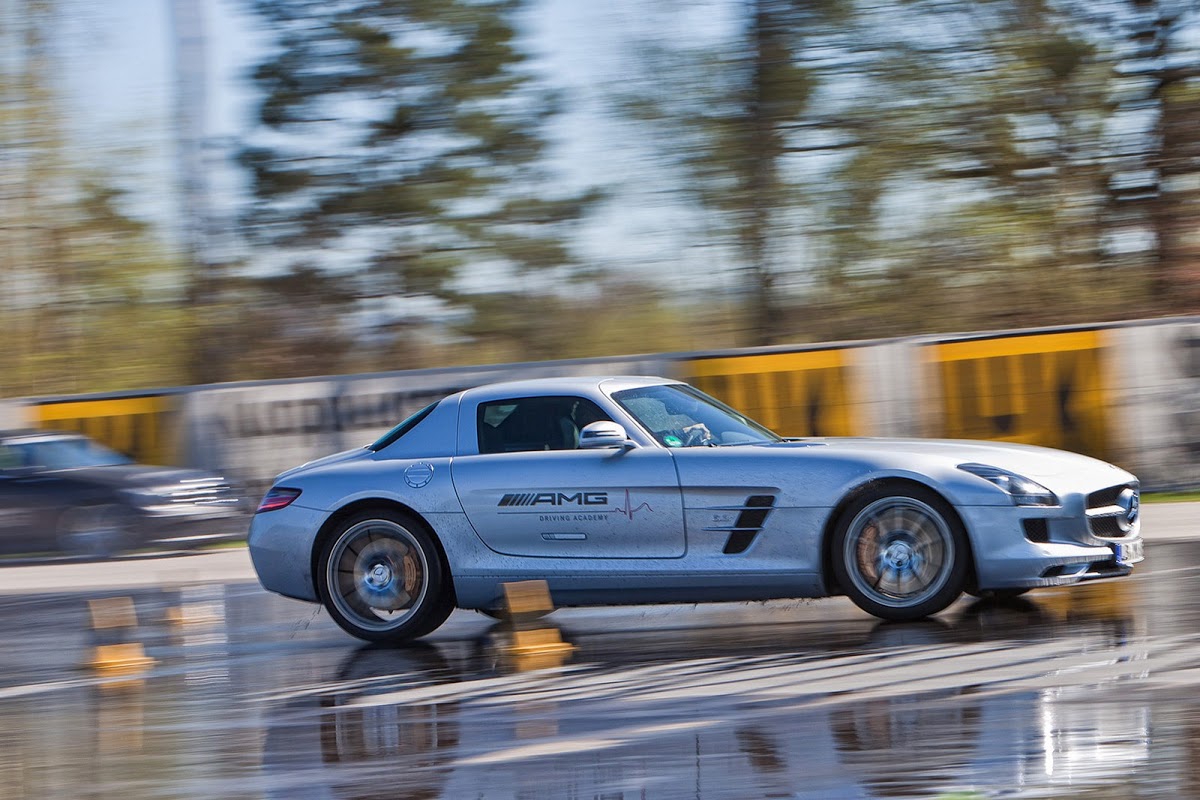 Mercedes-Benz Details its European 2012/2013 AMG Driving Academy ...