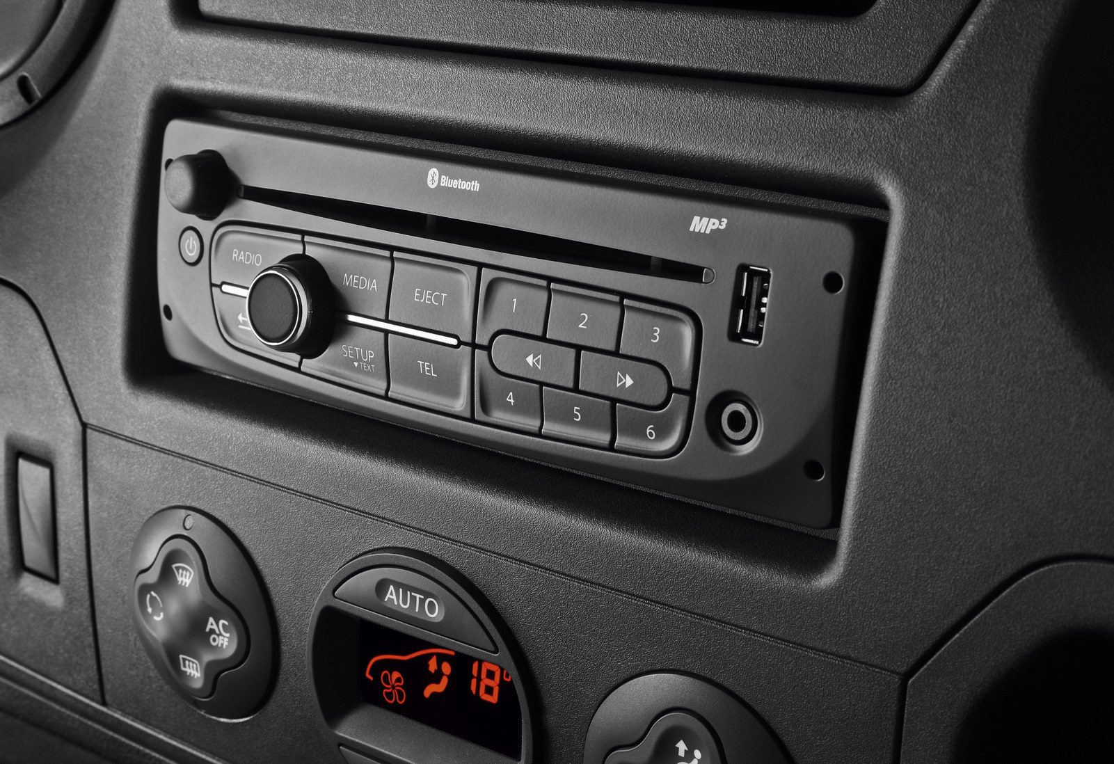 Renault Updates Master Van Range with More Fuel Efficient Engines and ...