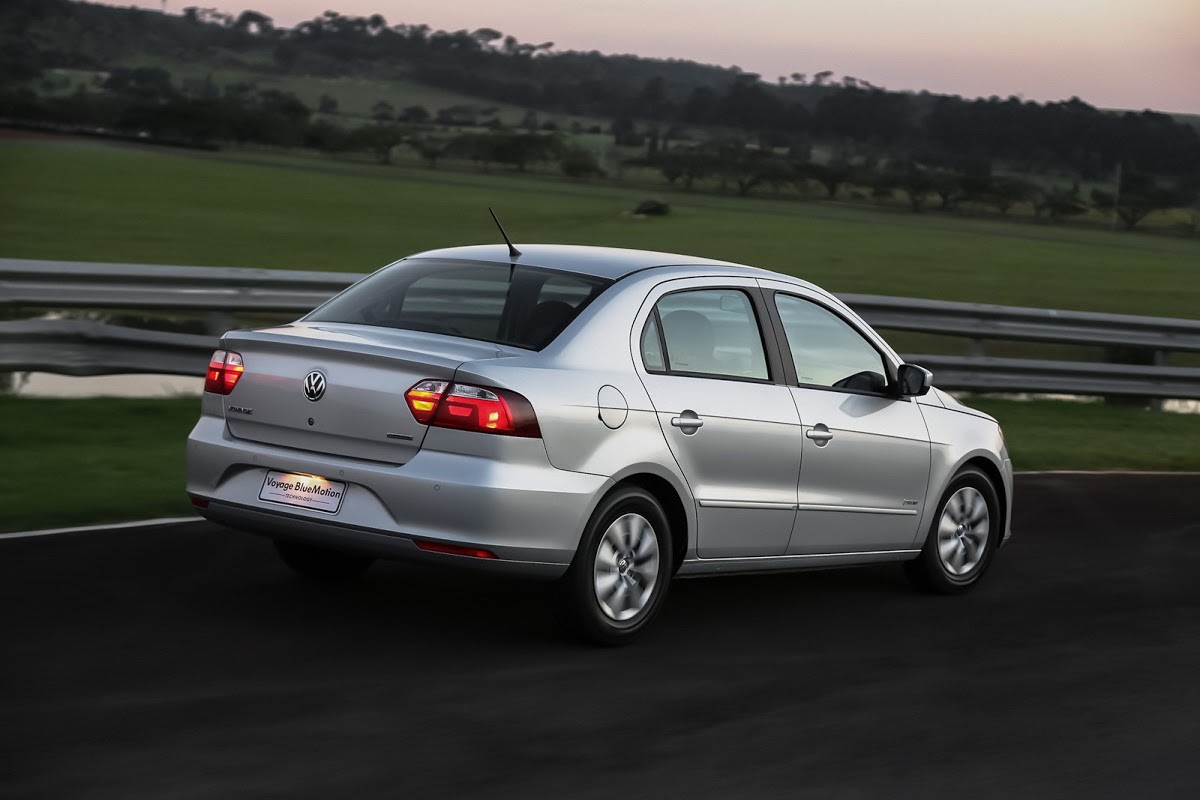 Official: Volkswagen Presents Redesigned Gol Hatchback and Gol Voyage ...