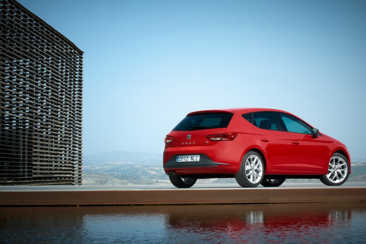Seat Shows New Leon Compact Hatch, Confirms 3-Door, Estate [64 Photo ...