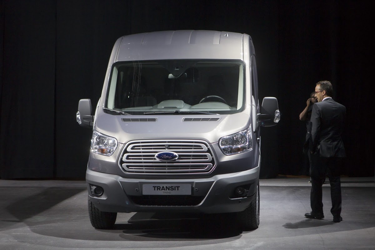 Ford Debuts New 2014 Tourneo and Transit Connect Passenger Vans and ...