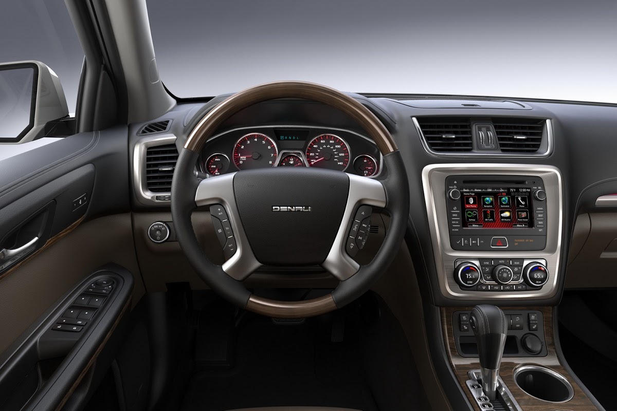 2008 Gmc Acadia Inside