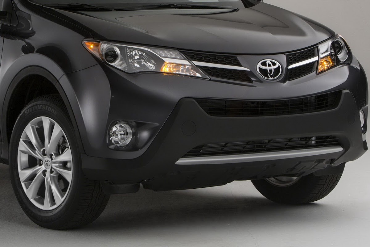 All-New 2013 Toyota RAV4 Finally Breaks Cover at LA Auto Show | Carscoops