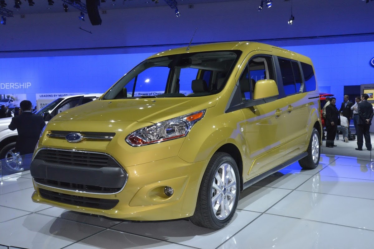 Ford's Spacious 2014 Transit Connect Wagon Shows its Goods in LA ...